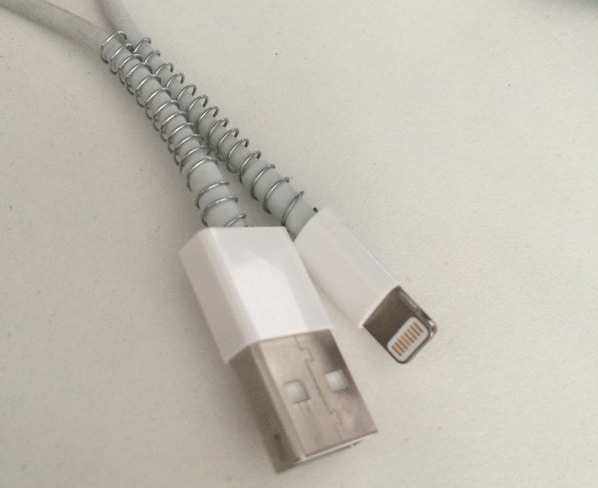 5 tips to prevent your charging cables from breaking - Dignited