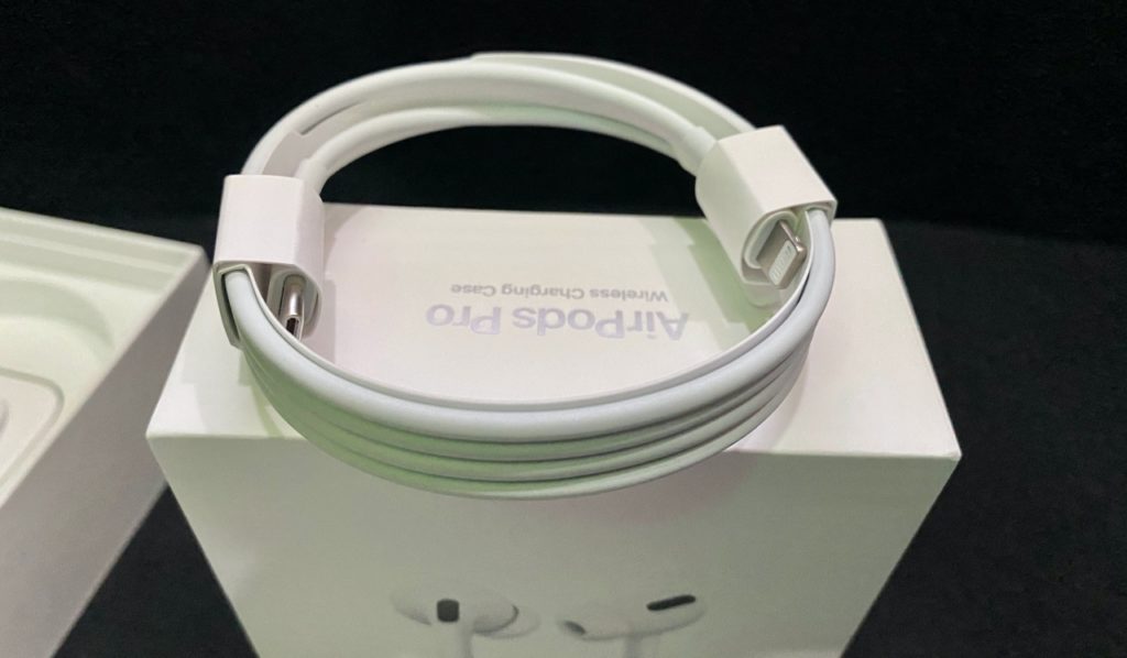 Unboxing the Apple AirPods Pro - Dignited