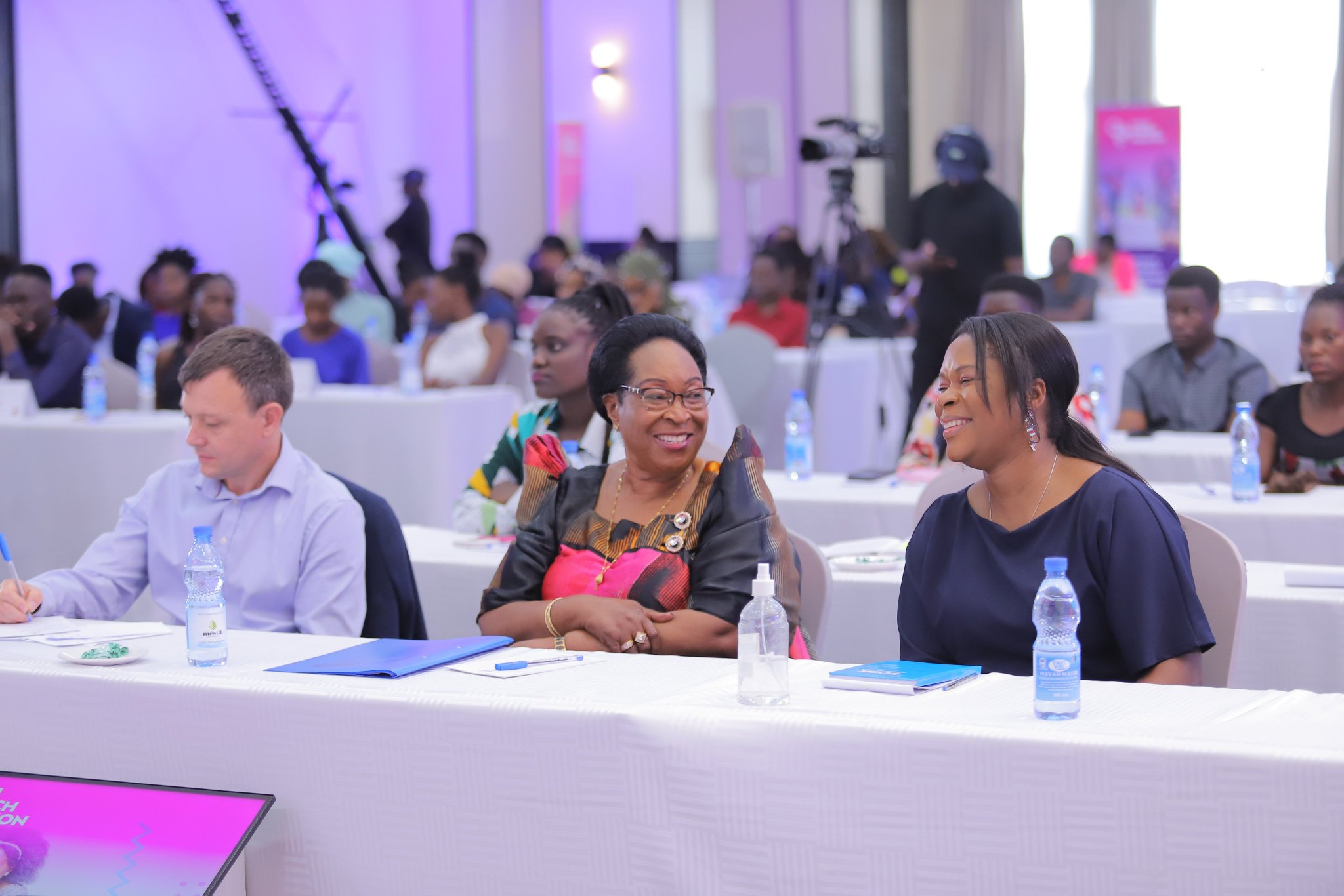 HiPipo Unveils Winners of the Women in FinTech Hackathon 2023 - Dignited